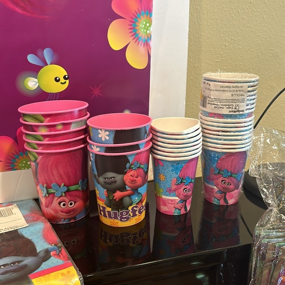 PartyLite | Accessories | Poppy Left Over Party Decorations | Poshmark